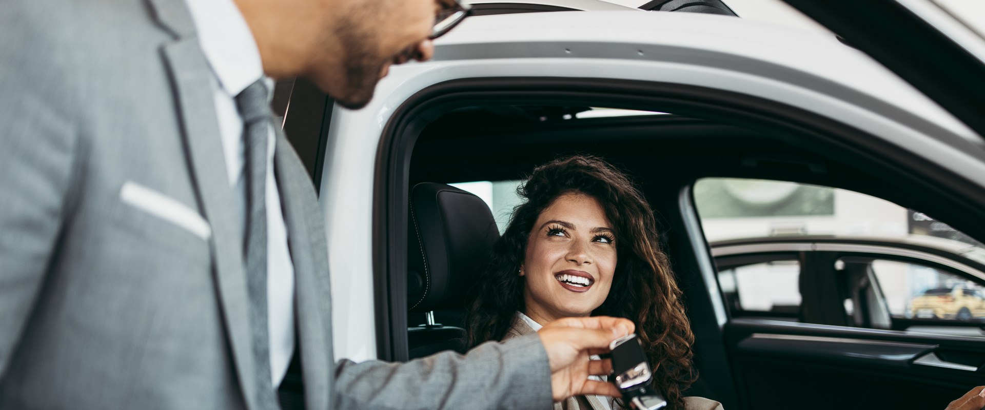 Tips for Negotiating with Dealerships: Get the Best Deal on Your Honda Car